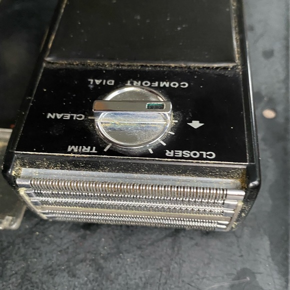 Remington | Grooming | Vintage Remington Lektro Blade 4 Electric Razor ...